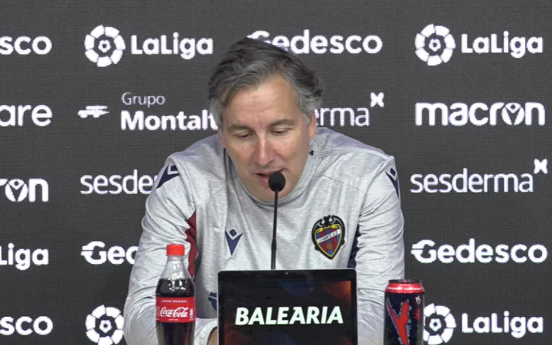 Pereira repasa la enfermería y habla de Roger, Postigo, Pablo, Pepelu ...