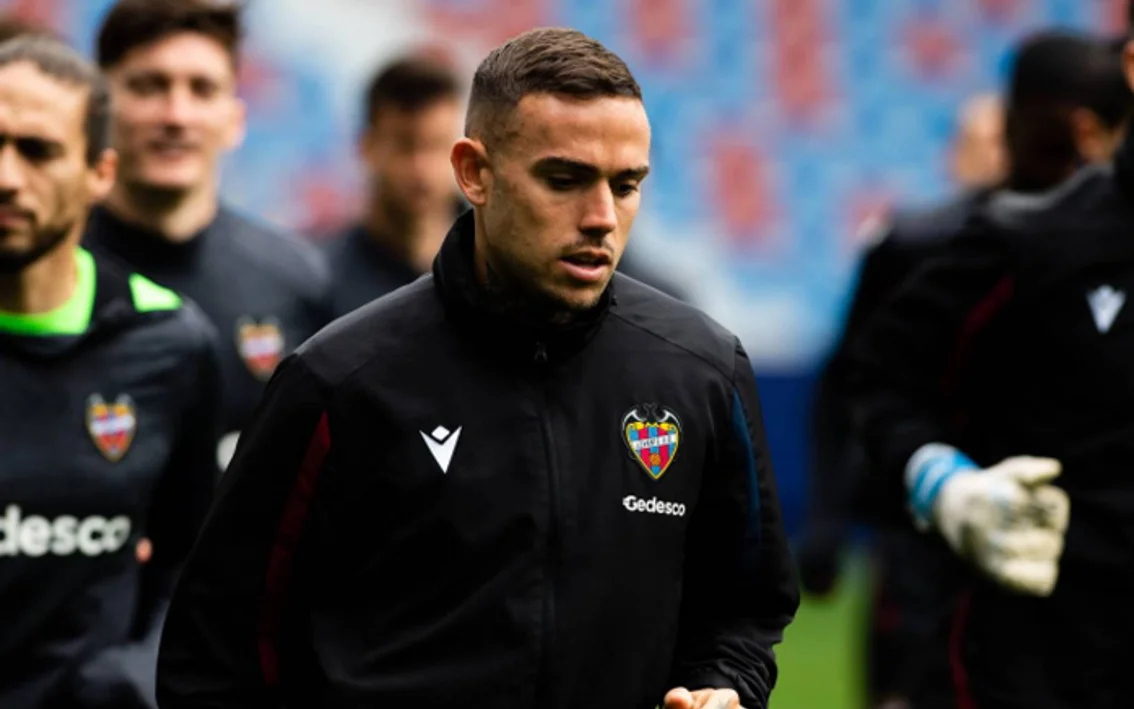 Roger y Clerc completan parte de la sesión con el grupo - FútbolFantasy