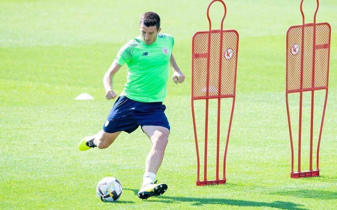 Vivian ya toca balón y Yuri sufre un retroceso: no se deja ver ni sobre el césped - FútbolFantasy