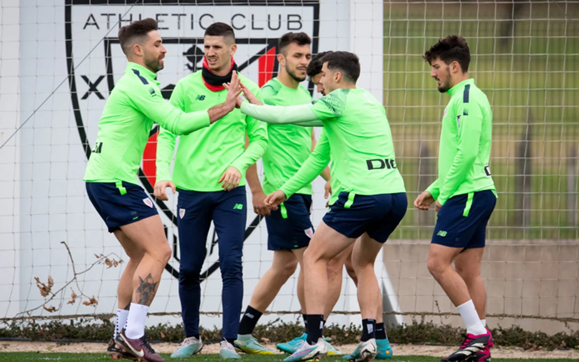 Yuri y Unai Simón no entrenan y De Marcos se retira antes - FútbolFantasy