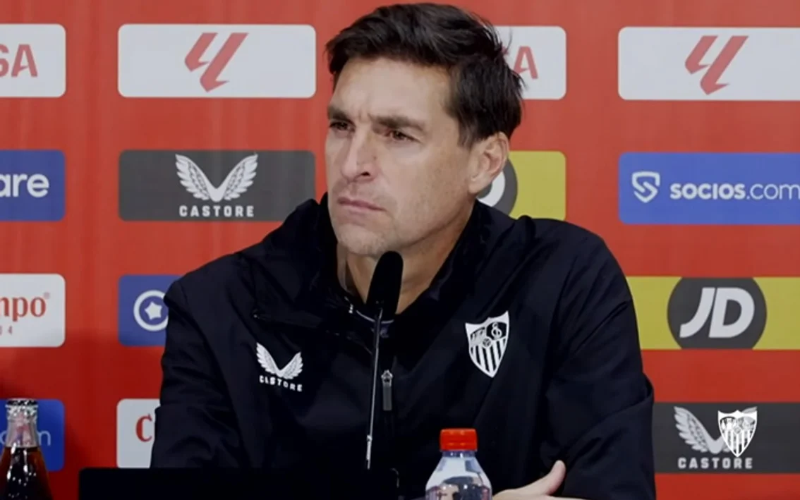 Diego Alonso explica cómo llega el equipo y habla de Soumaré, Lamela ...