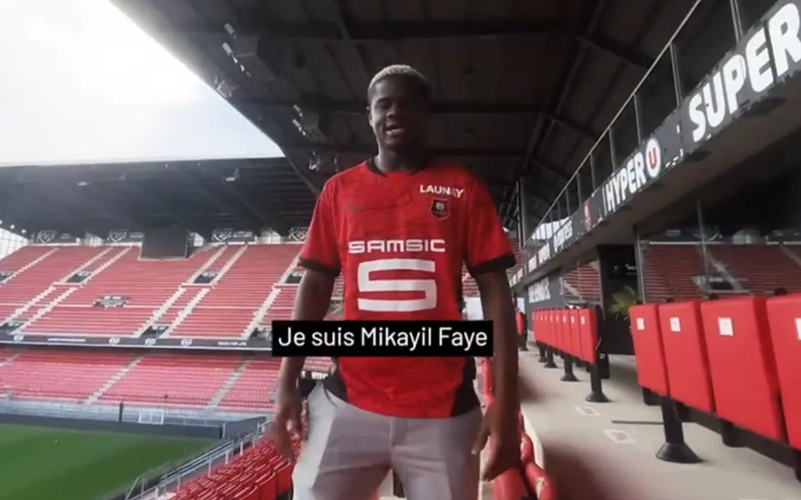 El Barcelona hace oficial el traspaso de Mikayil Faye al Stade Rennais ...