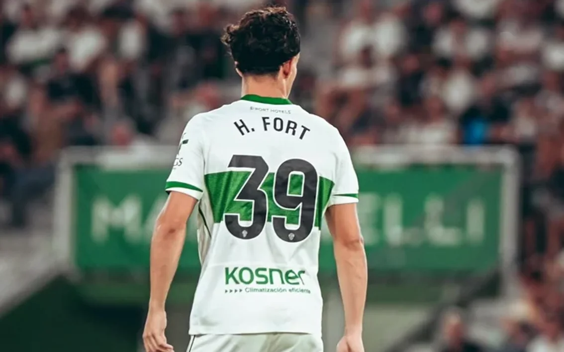 Parte médico oficial de Héctor Fort: operado del hombro - FútbolFantasy