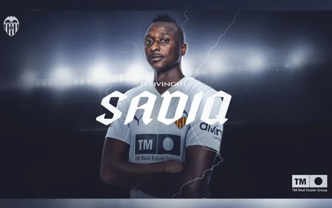 Umar Sadiq es oficialmente nuevo jugador del Valencia - FútbolFantasy