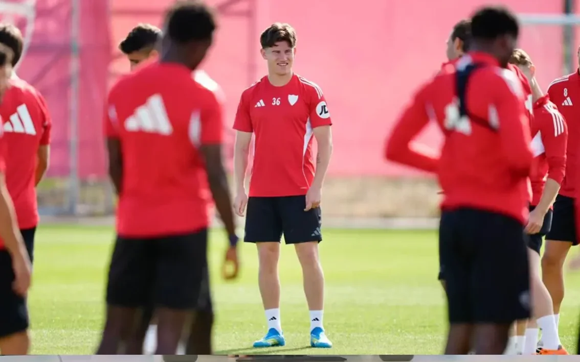 Isaac Romero no se ejercita con el grupo este lunes - FútbolFantasy