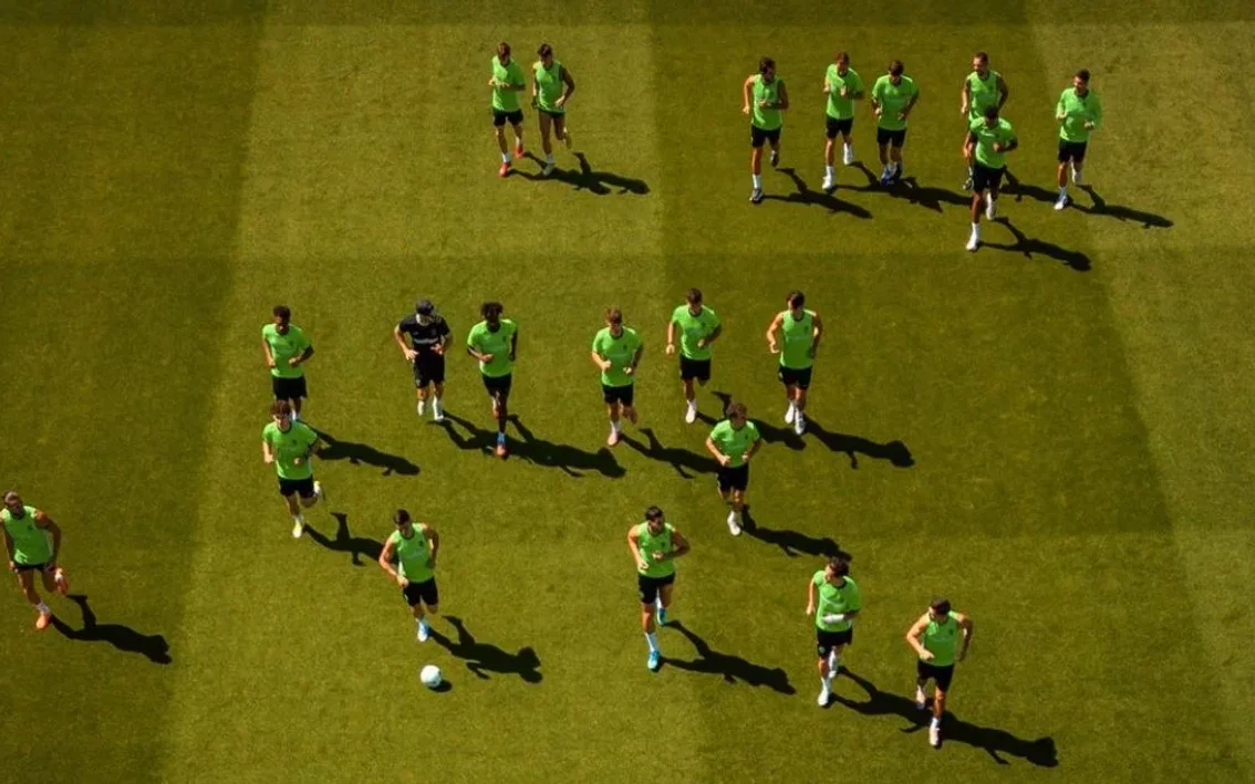El Elche CF arranca la semana con Valera bajo supervisión - FútbolFantasy