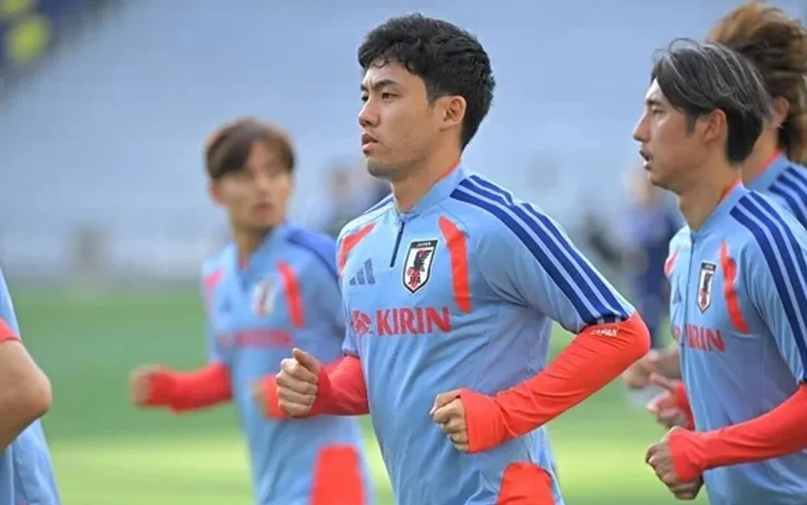 Wataru Endo se suma al grupo y se apunta al debut mundialista ...