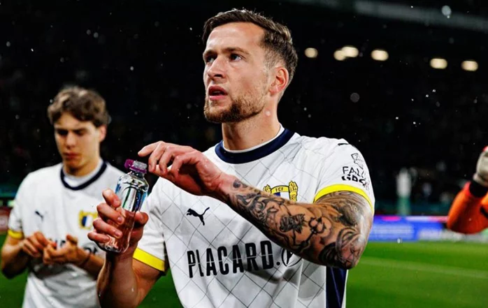 El Valencia abre negociaciones por Justin de Haas para reforzar la ...